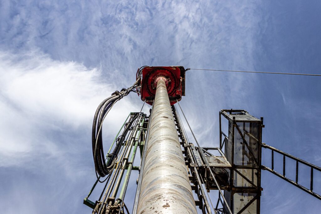 Your base for efficient Piling - Hydrauvision