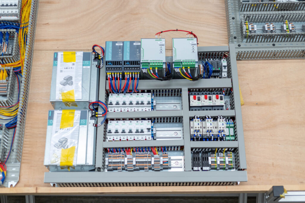 Technotron, our partner in electrical installations - Hydrauvision