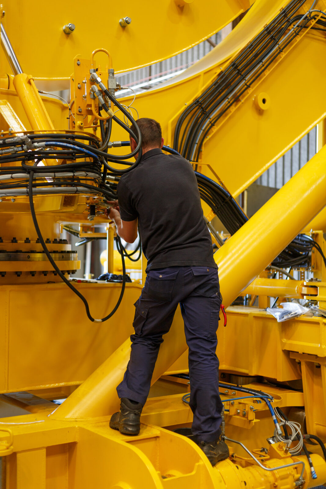 Installing rotor blades has never been this efficient - Hydrauvision