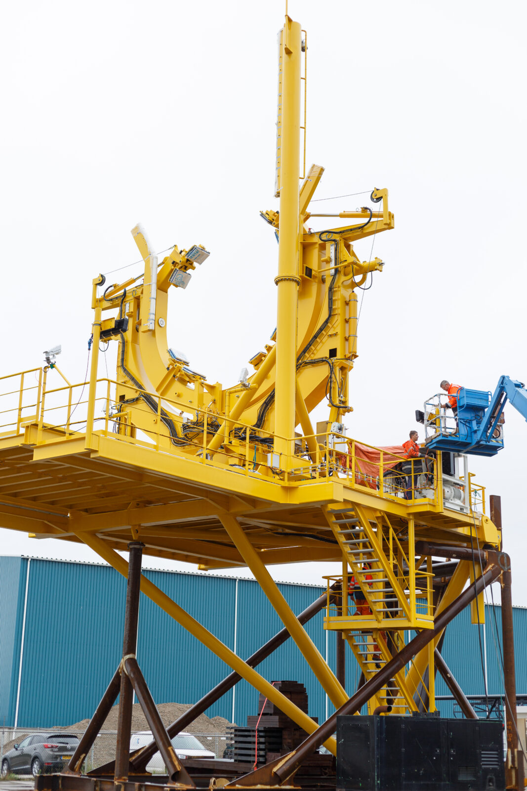 Installing rotor blades has never been this efficient - Hydrauvision